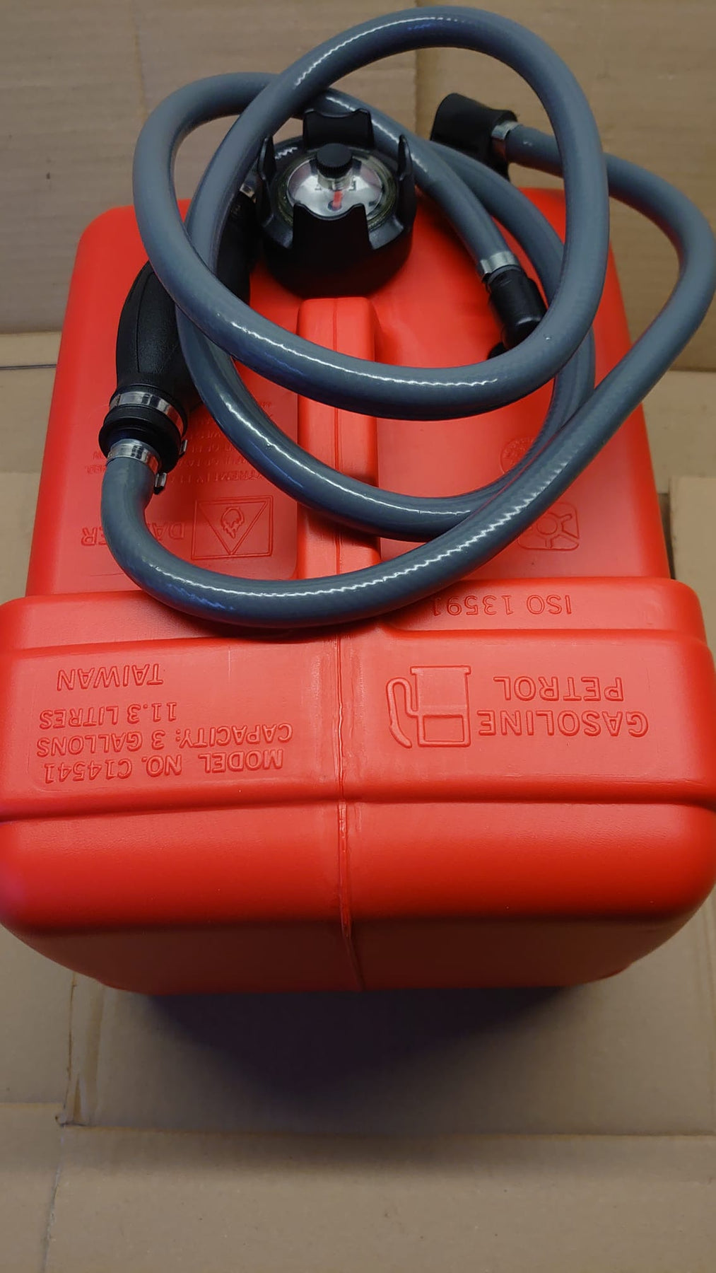 Plastic Fuel Tank for Suzuki 4 stroke Outboard with Gauge 11.3 Ltr inc ...
