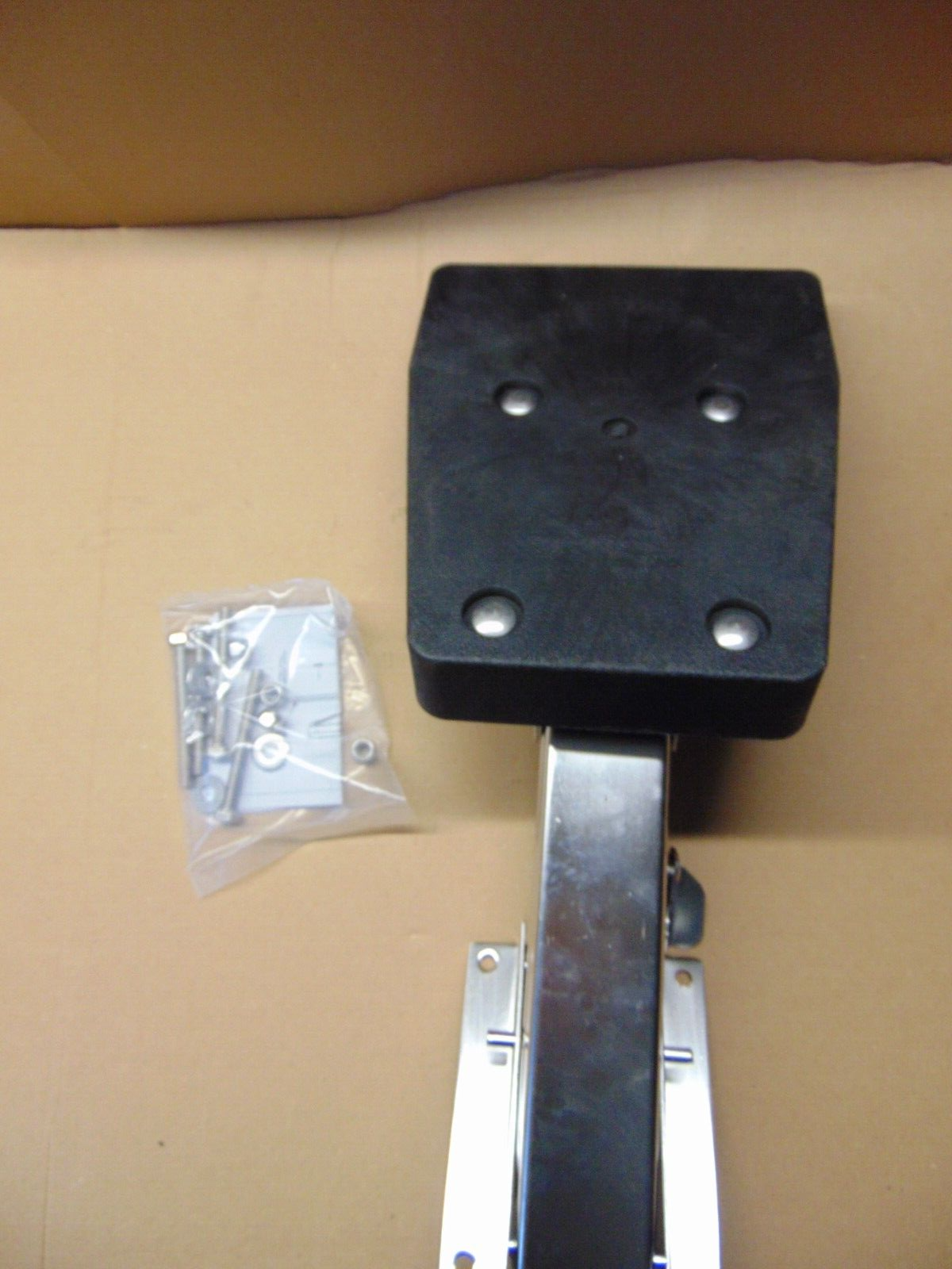 OUTBOARD AUXILIARY BRACKET ADJUSTABLE INC BOLTS UP TO 5HP 2 ST AND 3.5 ...